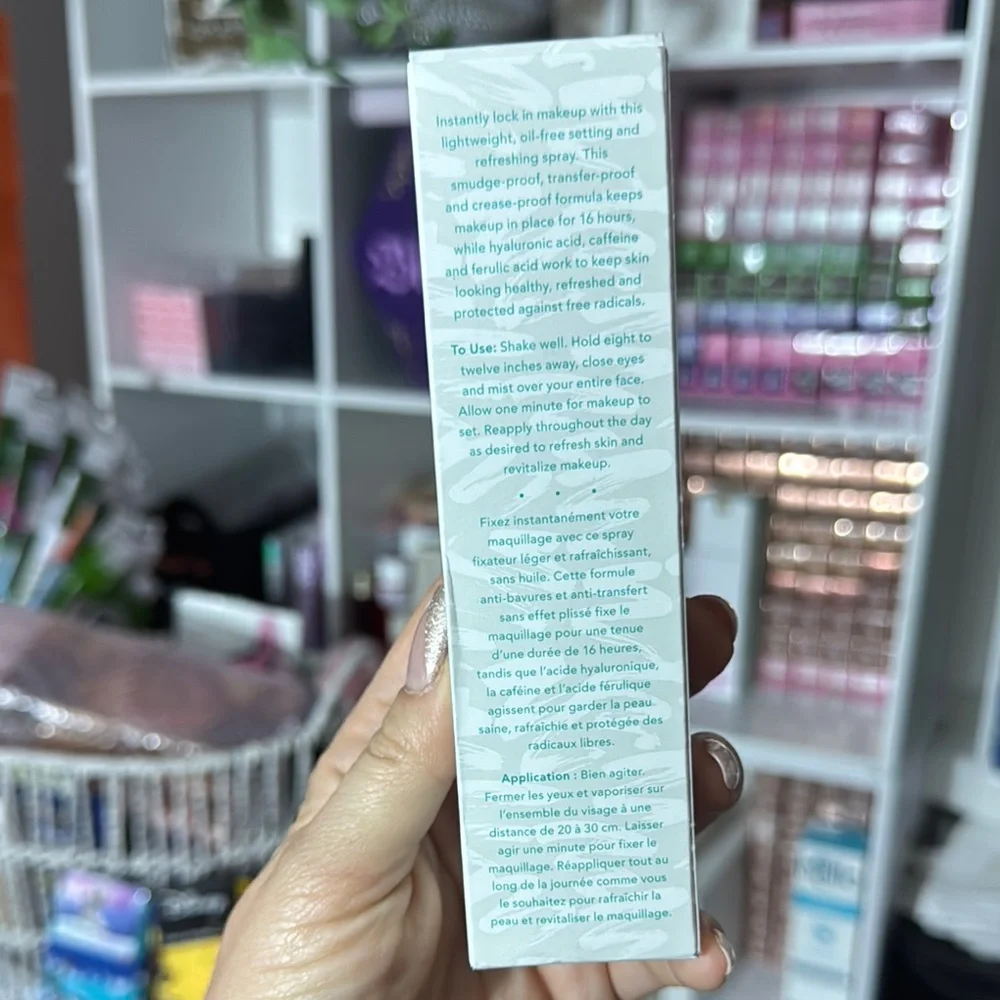 thrive causemetics | Makeup | Thrive Causemetics 35msrp Instant Makeup ...